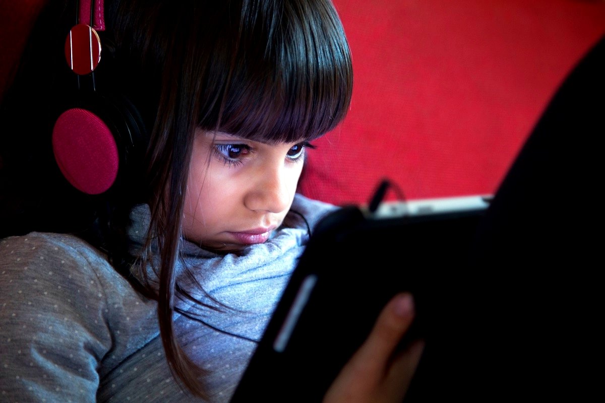 Setting Screen Time Limits for Kids: Finding a Healthy Balance - WinAspire